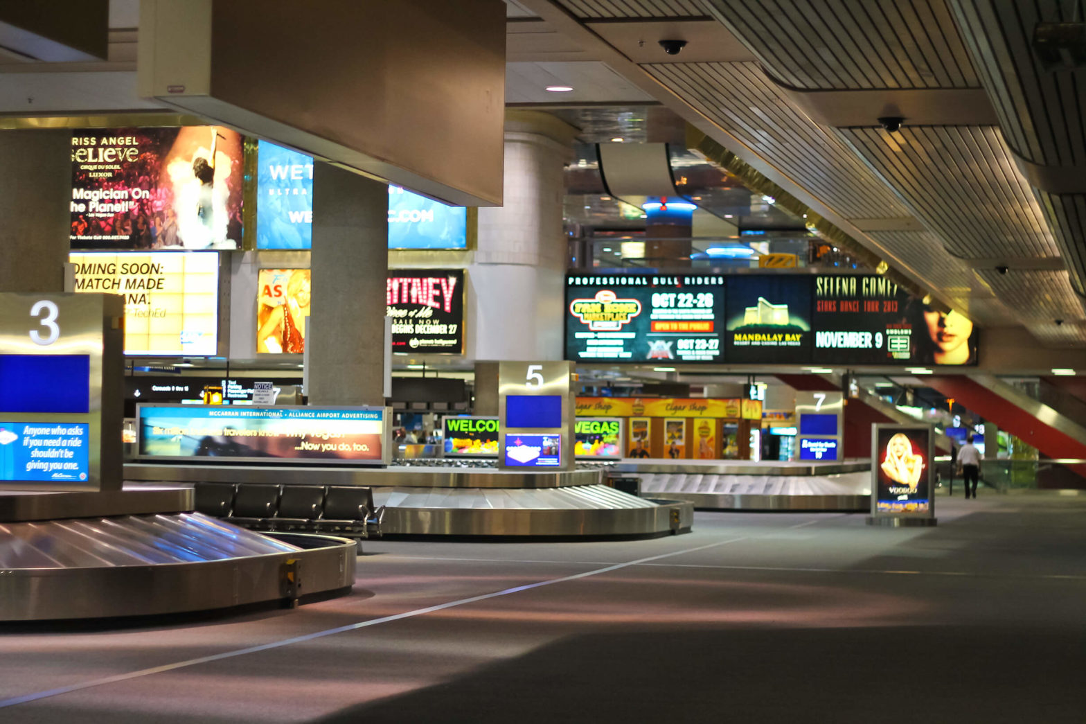 The Most Effective Ways for Airports to Use Digital Signage